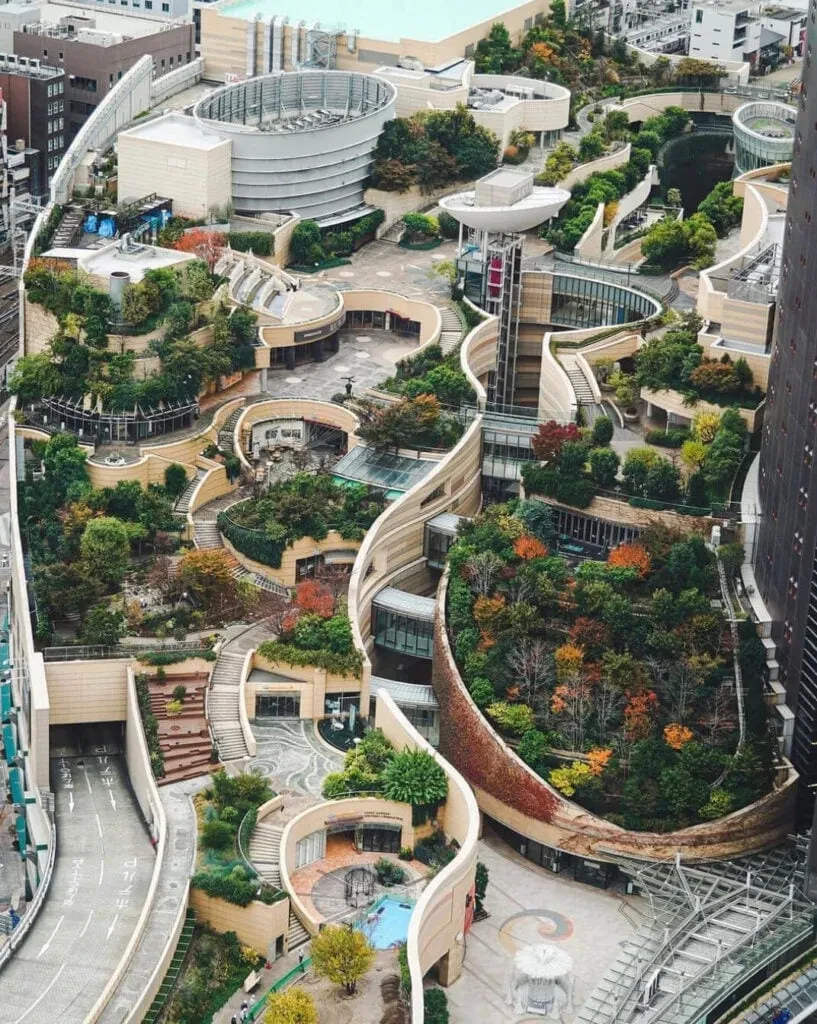 Namba Parks – “Hẻm Núi Nhân Tạo” Giữa Lòng Thành Phố Osaka
